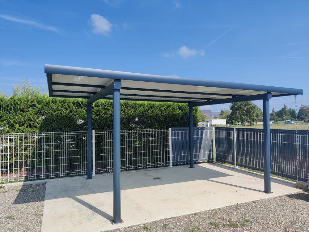 Carport aluminium à toit plat